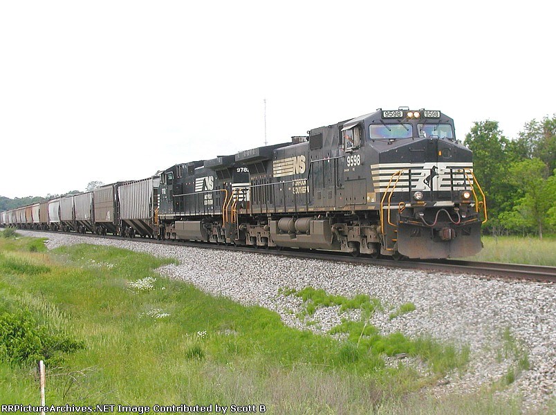 NS 9598 NS 57K a friendly wave from the locomotive